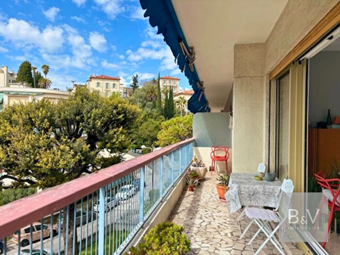 Maisons à vendre et appartements à louer - 1