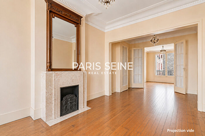 Appartement 5 pièces à Paris 6ème, Saint-Placide, à vendre