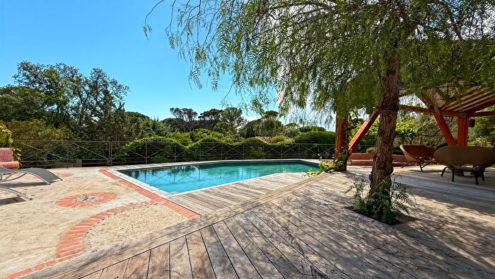 Maison à vendre - Fréjus, Gallieni - 5 pièces - 4 chambres