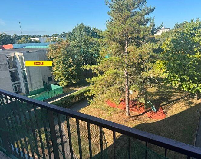 Appartement à louer - Bellevue-Centre Ville, Yerres - 5 pièces - 4 chambres