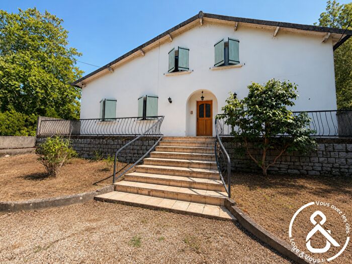 Maison 7 pièces à Castres, Quartier Périphérique Nord et Est, à vendre