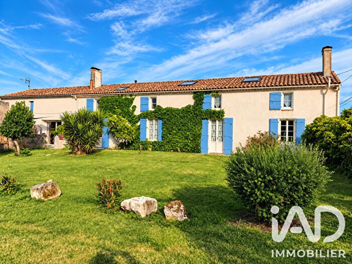 Bégadan : Maison 12 pièces à vendre