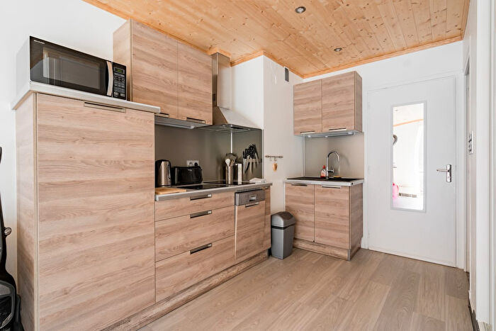Brides-les-Bains - Appartement 1 pièce à vendre
