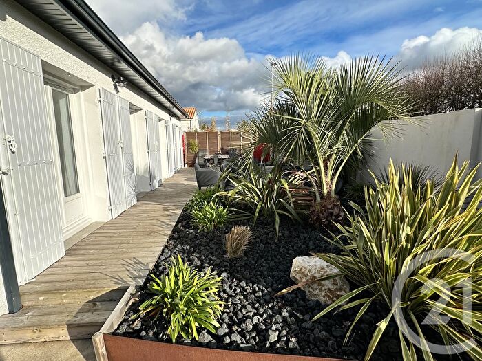 Maison à vendre - Sainte-Soulle - 5 pièces - 3 chambres