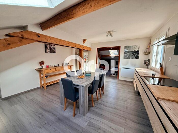 Appartement à vendre - Allevard - 3 pièces - 2 chambres