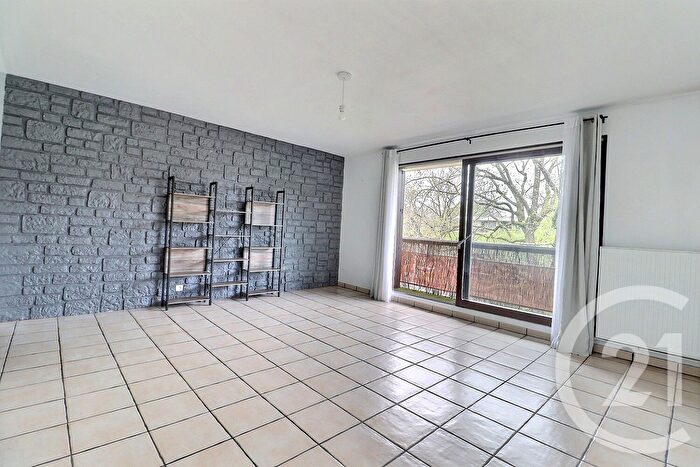 Tremblay-en-France, Centre-ville : Appartement 4 pièces à vendre