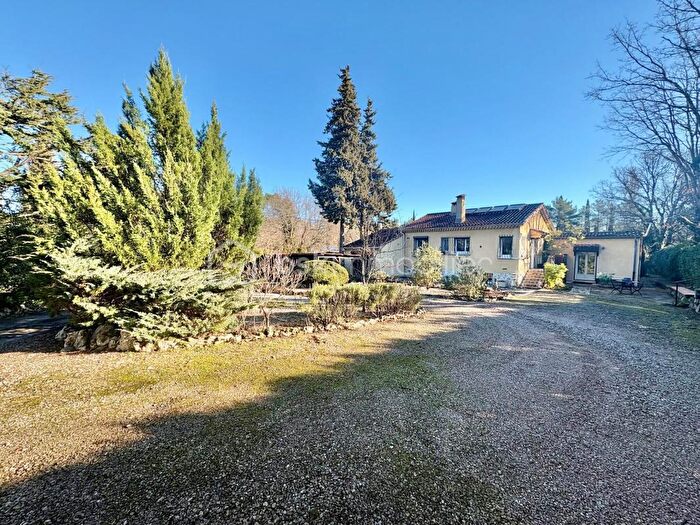 Maison à vendre - Tourrettes - 6 pièces - 4 chambres