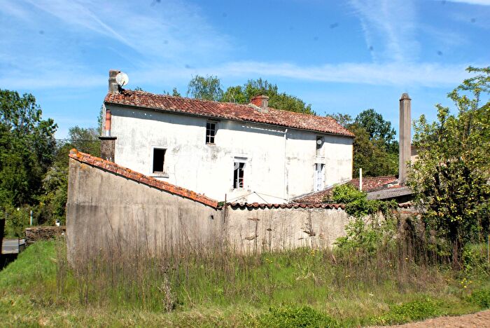 Maison 8 pièces à vendre - La Châtaigneraie