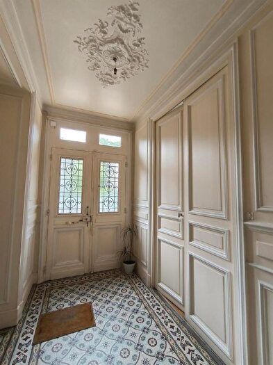 Maison à vendre - Malesherbes - 10 pièces - 4 chambres