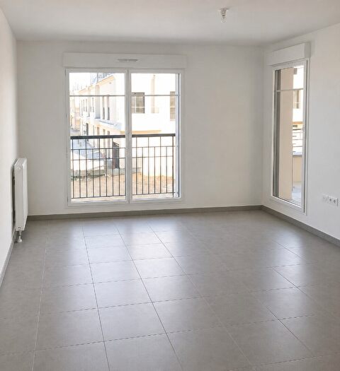 Appartement 2 pièces à Saint-Cyr-sur-Loire, La Ménardière, à louer