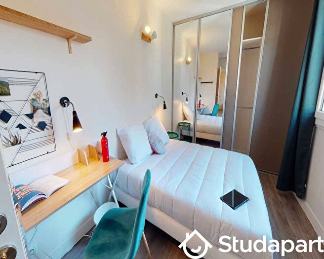 Salpêtrière-Austerlitz, Paris ème arrondissement : Appartement 1 pièce à louer