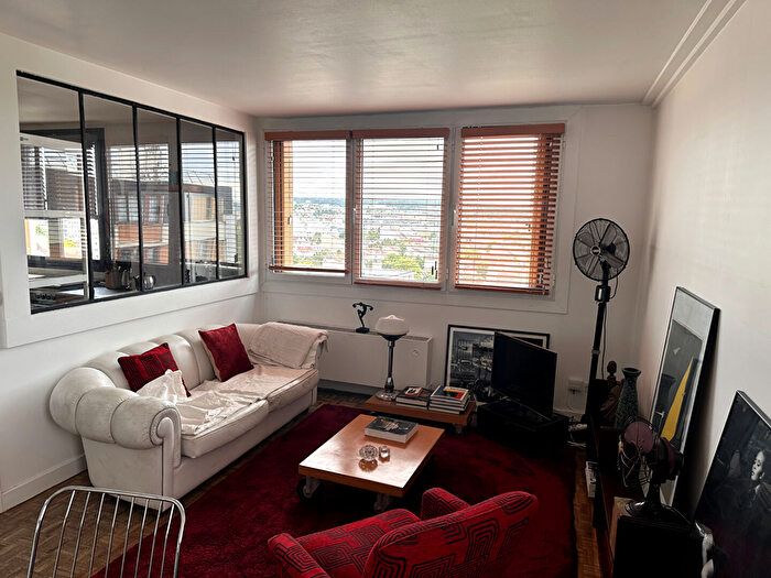 Nanterre, Vieux Pont : Appartement 3 pièces à vendre