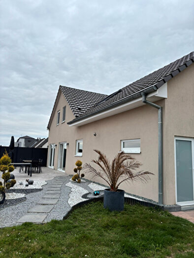 Maison à vendre - Hombourg - 7 pièces - 4 chambres