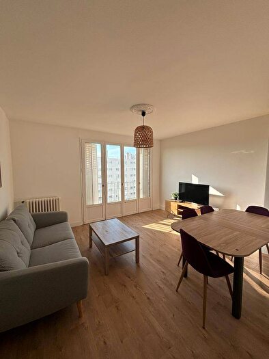 Appartement 4 pièces à louer - Nantes, Eraudière, La Marrière, Rond-point de Paris