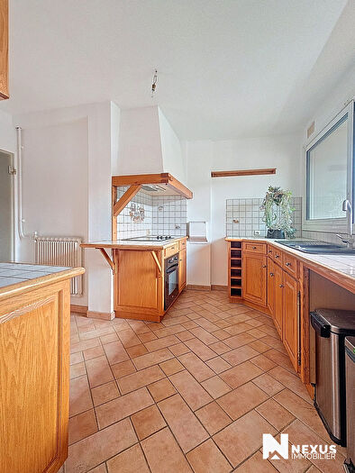 Appartement à vendre - Saint-Pierre-lès-Elbeuf - 4 pièces - 3 chambres