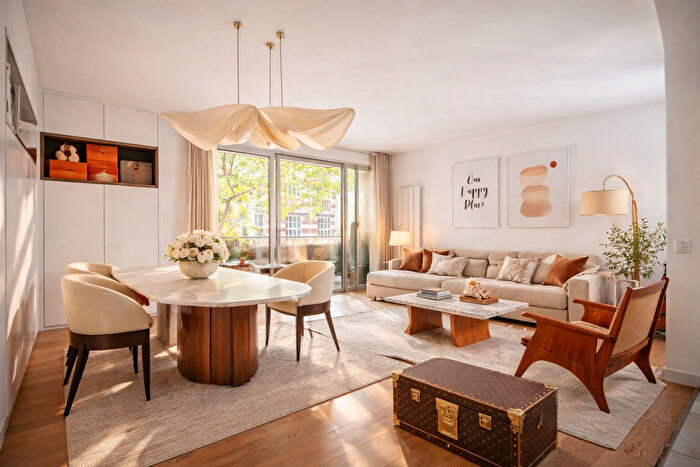 Appartement à vendre - Paris e , La Villette, Porte de Pantin - 4 pièces - 3 chambres