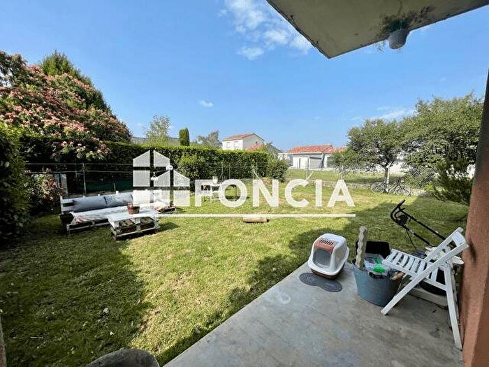 Appartement à louer - Ouest, Pointe de Marre, Albi - 3 pièces - 2 chambres