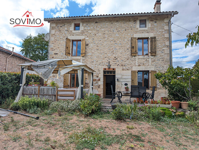 Manot : Maison 4 pièces à vendre