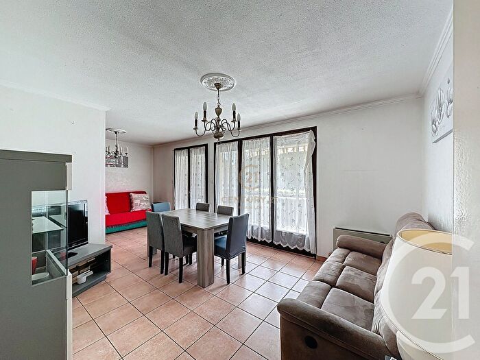 Givors : Appartement 3 pièces à vendre