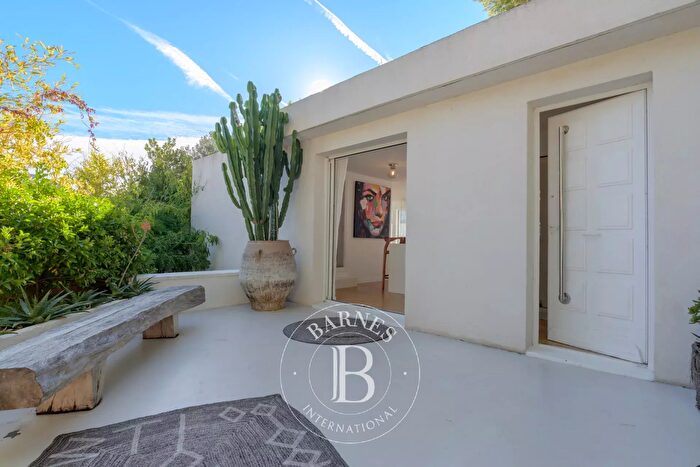 Maison à vendre - Cassis - 5 pièces - 3 chambres