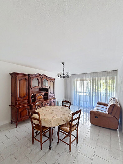 Appartement 4 pièces à louer à Marseille 4ème, Chutes Lavie