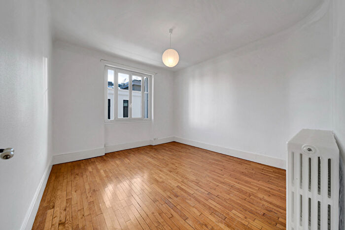 Appartement à louer - Dijon, Perrières - 2 pièces - 1 chambre