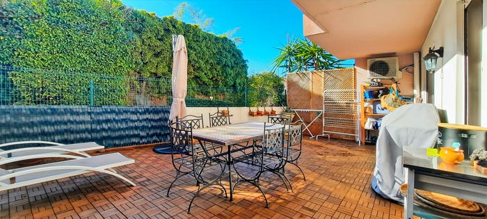Appartement 3 pièces à Nice, Caucade, à vendre