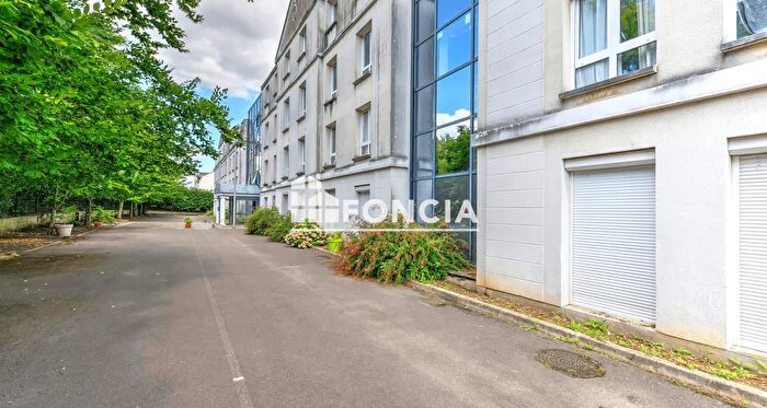 Appartement 1 pièce à Cergy, Axe Majeur, Horloge, à vendre