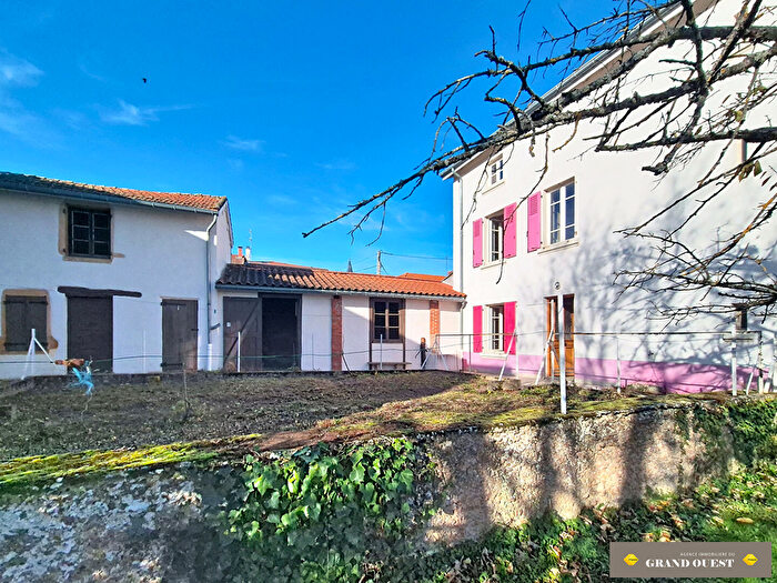 Maison à vendre - Lentilly - 8 pièces - 6 chambres