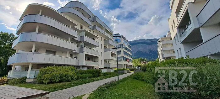 Zone Activité, Meylan : Appartement 3 pièces à louer