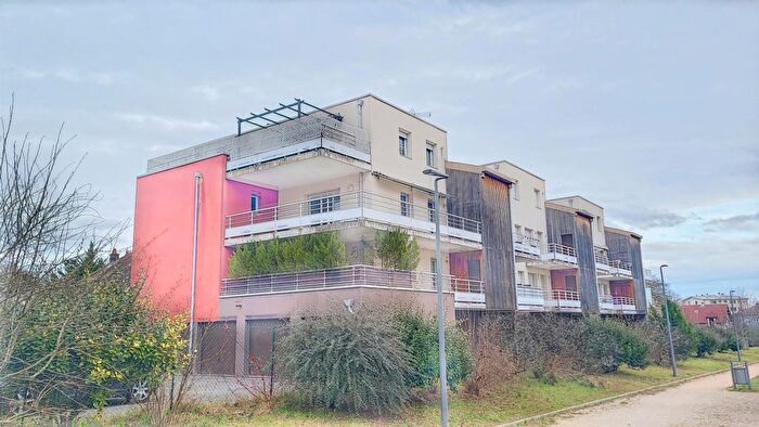 Appartement à vendre - Chenôve, Chenôve - 4 pièces - 3 chambres