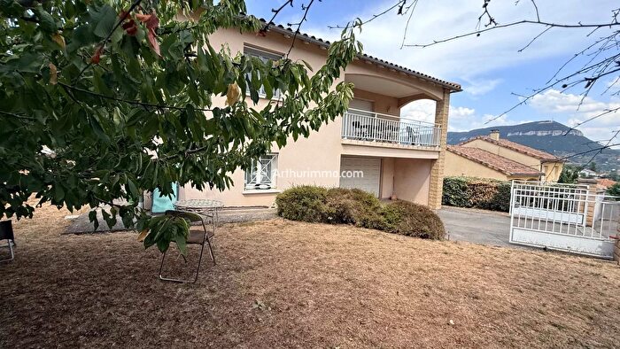 Millau, Ladoux, Porte de la Victoire, Le Cayrel, Cartayre, Ladoux : Maison 6 pièces à vendre