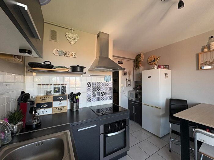 Le Coteau - Appartement 2 pièces à louer