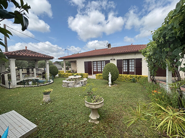 Maison à vendre - Bassens - 4 pièces - 3 chambres