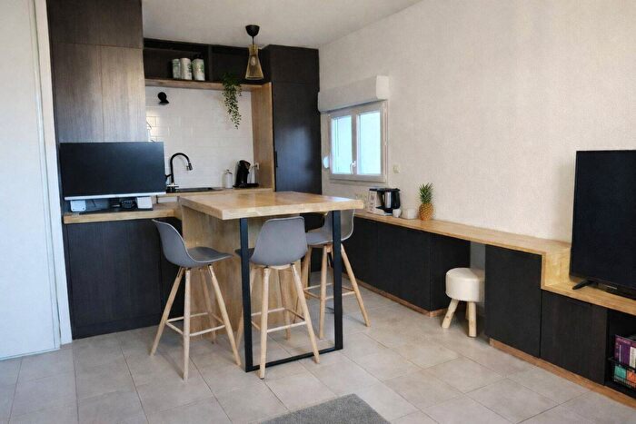 La-Soie, Décines-Charpieu - Appartement 2 pièces à louer