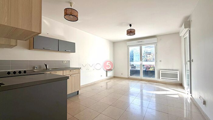 Appartement 2 pièces à Villemomble, Centre-ville, Orangerie, à vendre