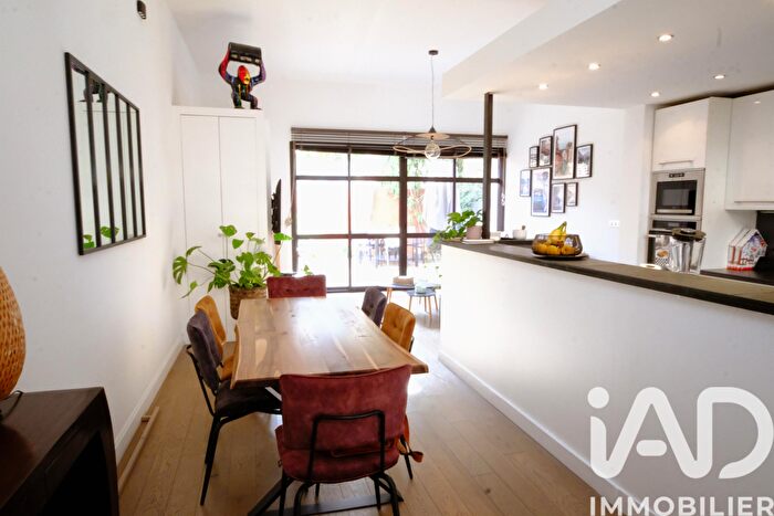 Maison à vendre - Salon-de-Provence, Morgan, Gare - 5 pièces - 4 chambres