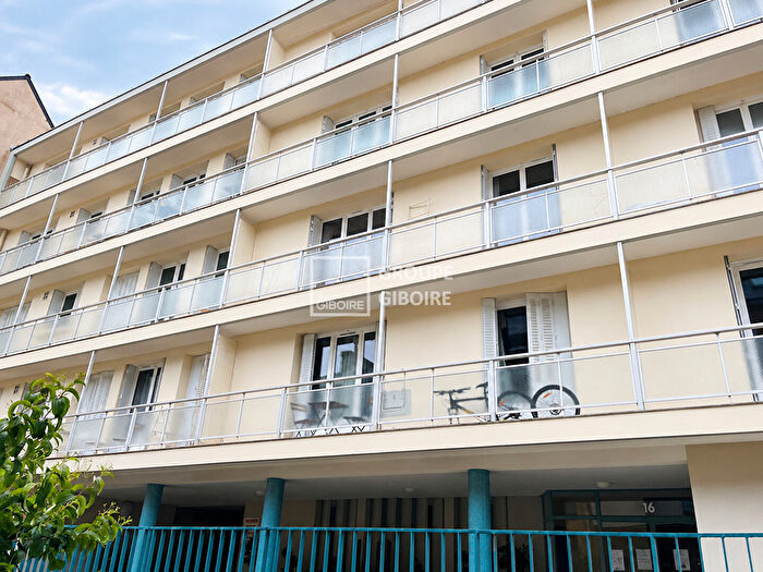 Quartiers Centre, Saint-Hélier, Gare : Appartement 3 pièces à vendre
