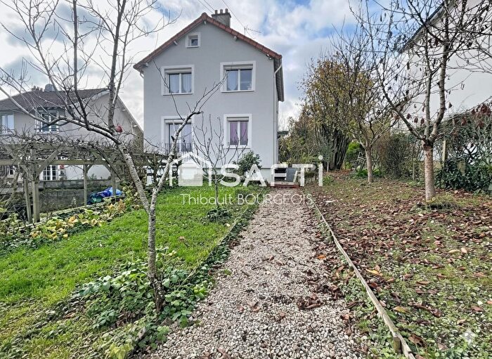 Maison à vendre - Villemomble, Plateau dAvron, Mairie - 5 pièces - 3 chambres