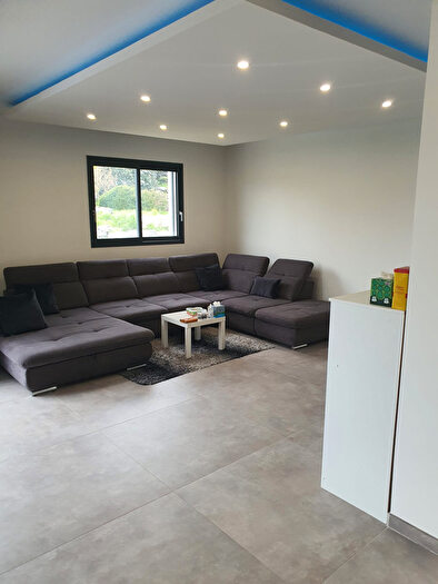 Maison à vendre - Reignier-Ésery - 5 pièces - 4 chambres