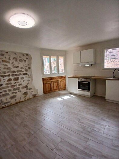 Maison 3 pièces à Garéoult, à louer