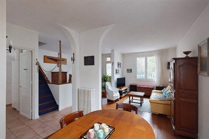 Maison à vendre - Clamart, Gare - 7 pièces - 5 chambres