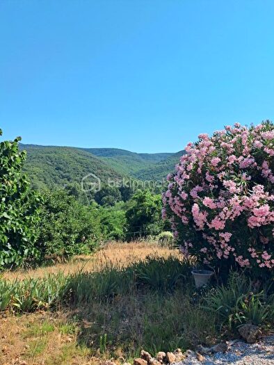 Maison 4 pièces à Le Poujol-sur-Orb, à vendre
