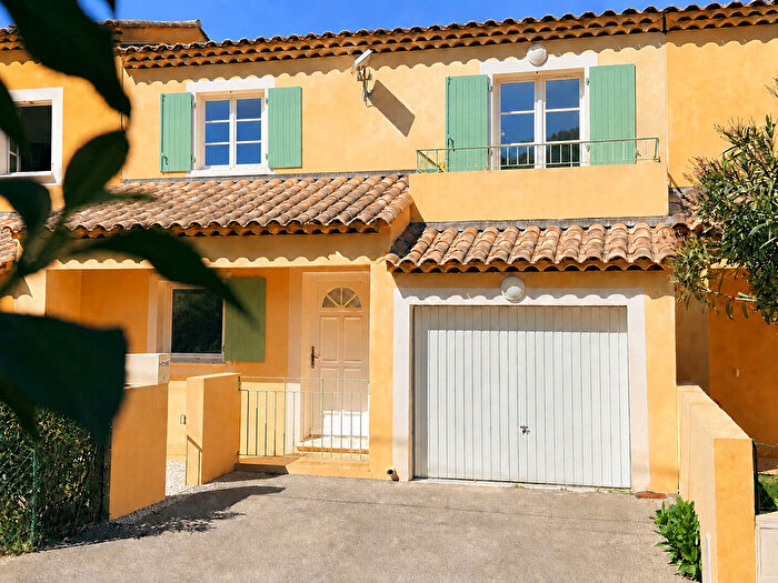 Maison 4 pièces à Bouchet, à vendre