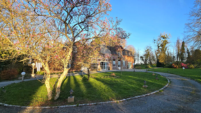Maison à vendre - Le Bois-Robert - 16 pièces - 8 chambres