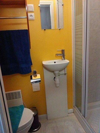 Appartement à louer - Faubourg Saint Catherine-Faubourg de Paris-Le Vignole, Valenciennes - 1 pièce