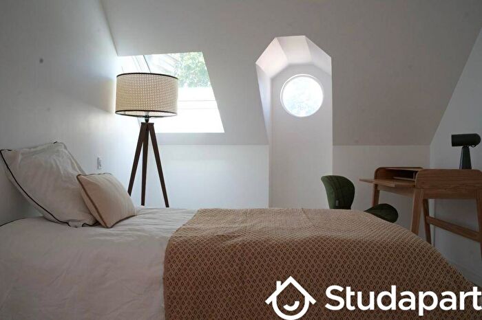 Appartement à louer - Beaumont-Vauquois, Orléans - 1 pièce - 1 chambre