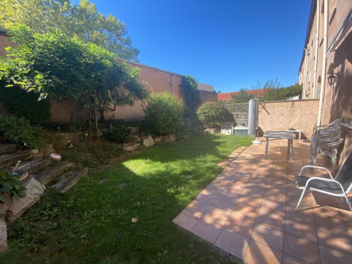 Appartement à louer - Saint-Chamond - 4 pièces - 3 chambres