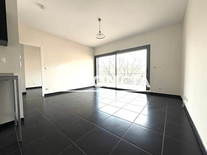 Appartement à louer - La Pionne-Zone dEchange, Avignon - 2 pièces - 1 chambre