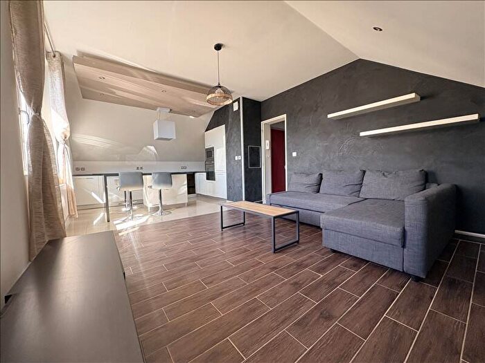 Appartement 3 pièces à Saint Pierre, Pontarlier, à louer